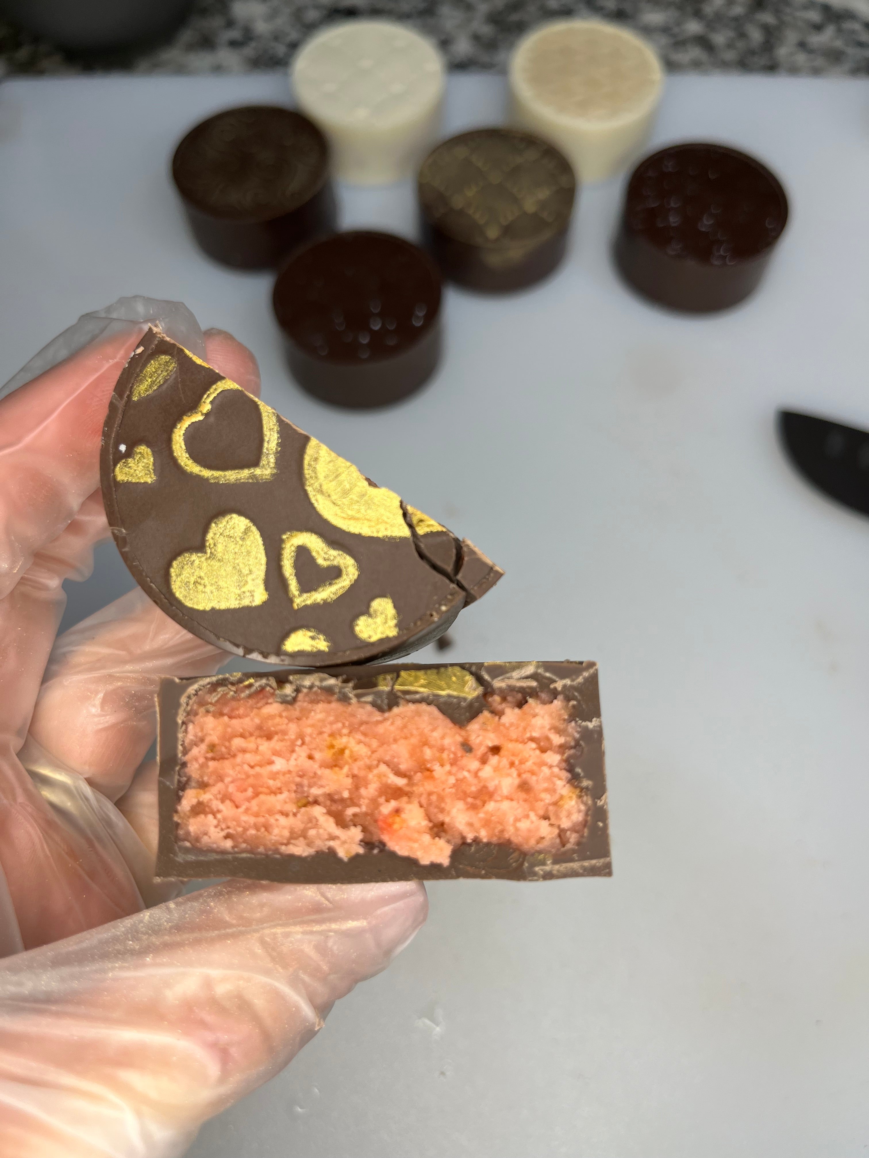 Strawberry Cake Pucks – Benty Cakes