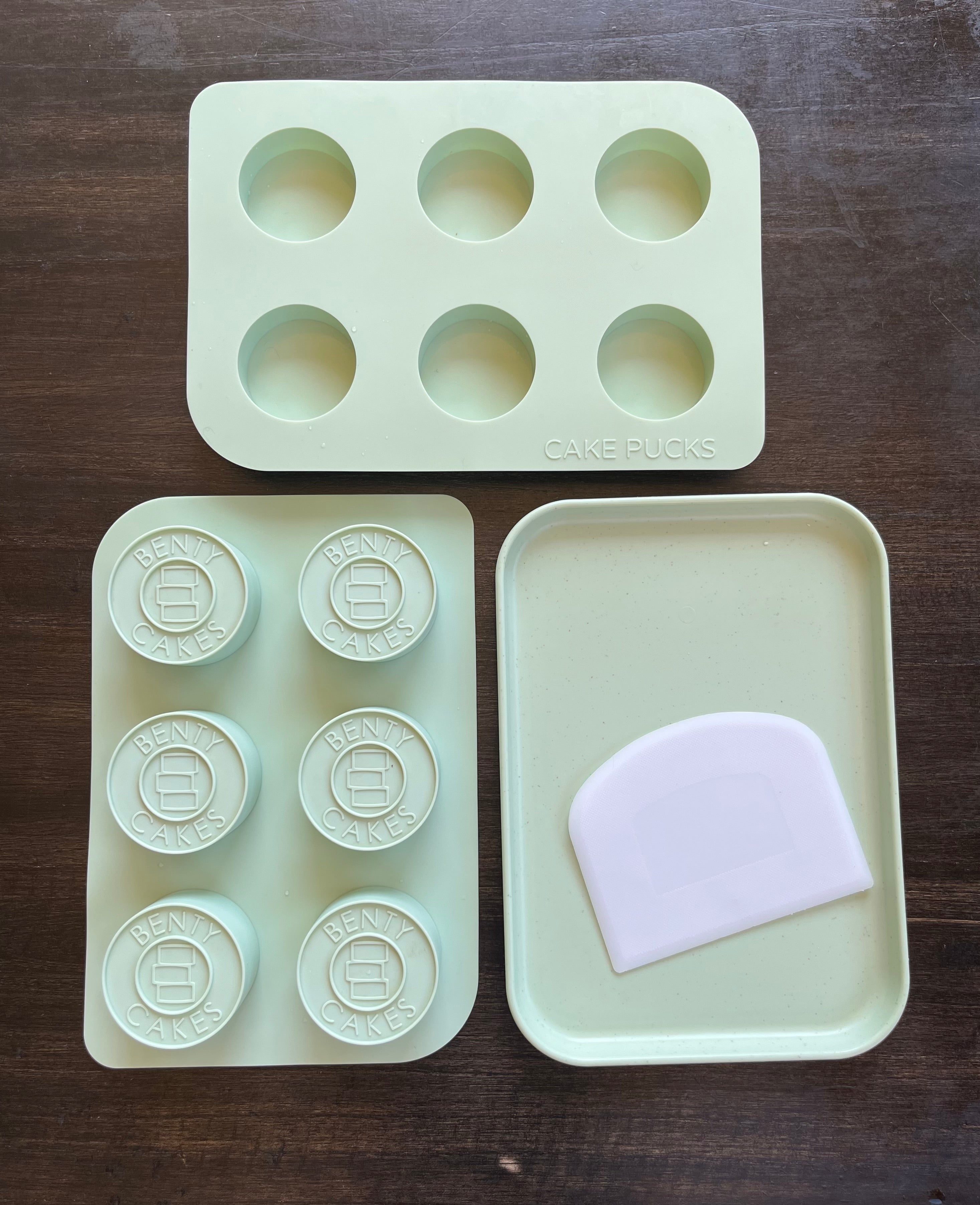 GREEN Original CakePuck Mold Set Benty Cakes GREEN Original CakePuck Mold Set Benty Cakes